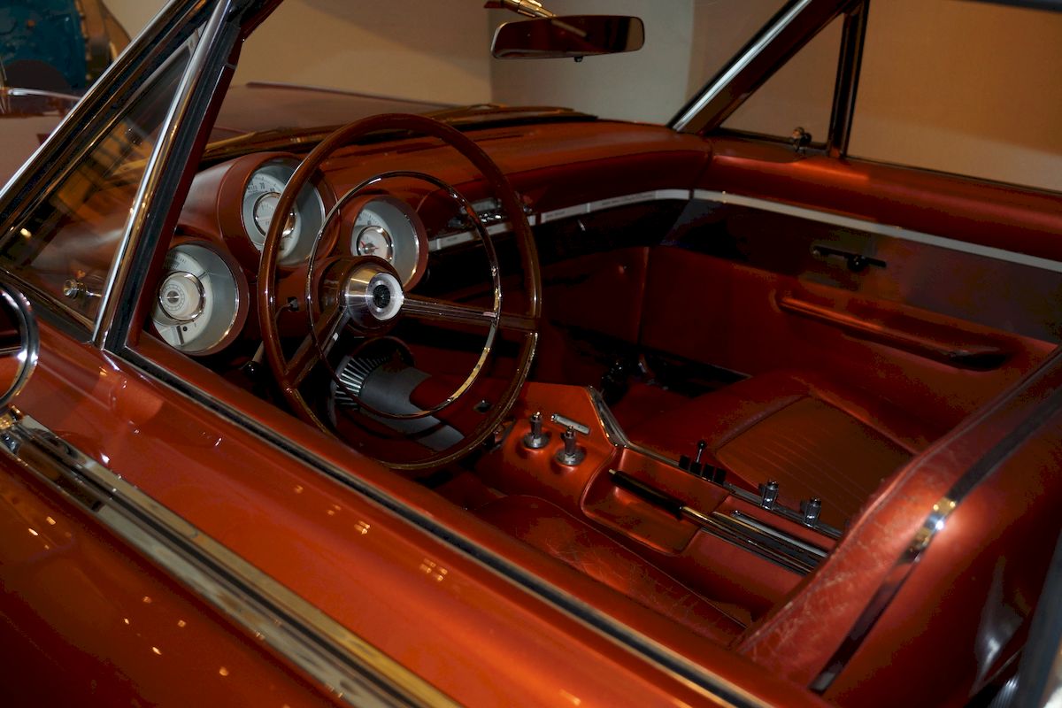 The Worst Vintage American Cars That Jay Leno Owns - Gadget Review