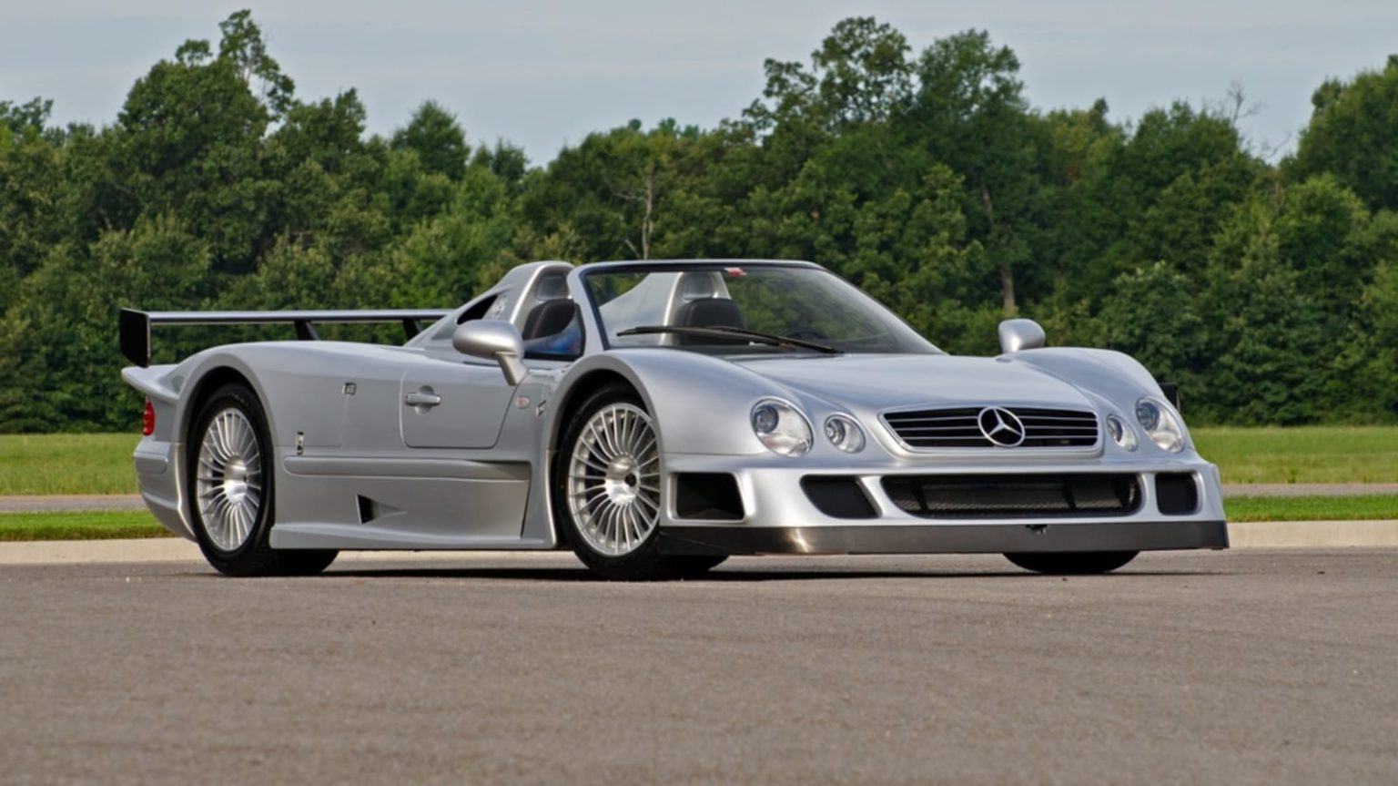 12 of the Most Over Engineered Cars from the 1990s - Gadget Review