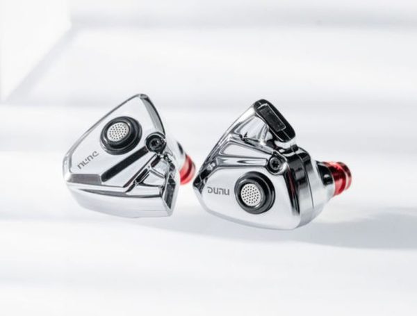 7 Budget IEMs With Sound Quality That Defies Their Price Tag (Under ...