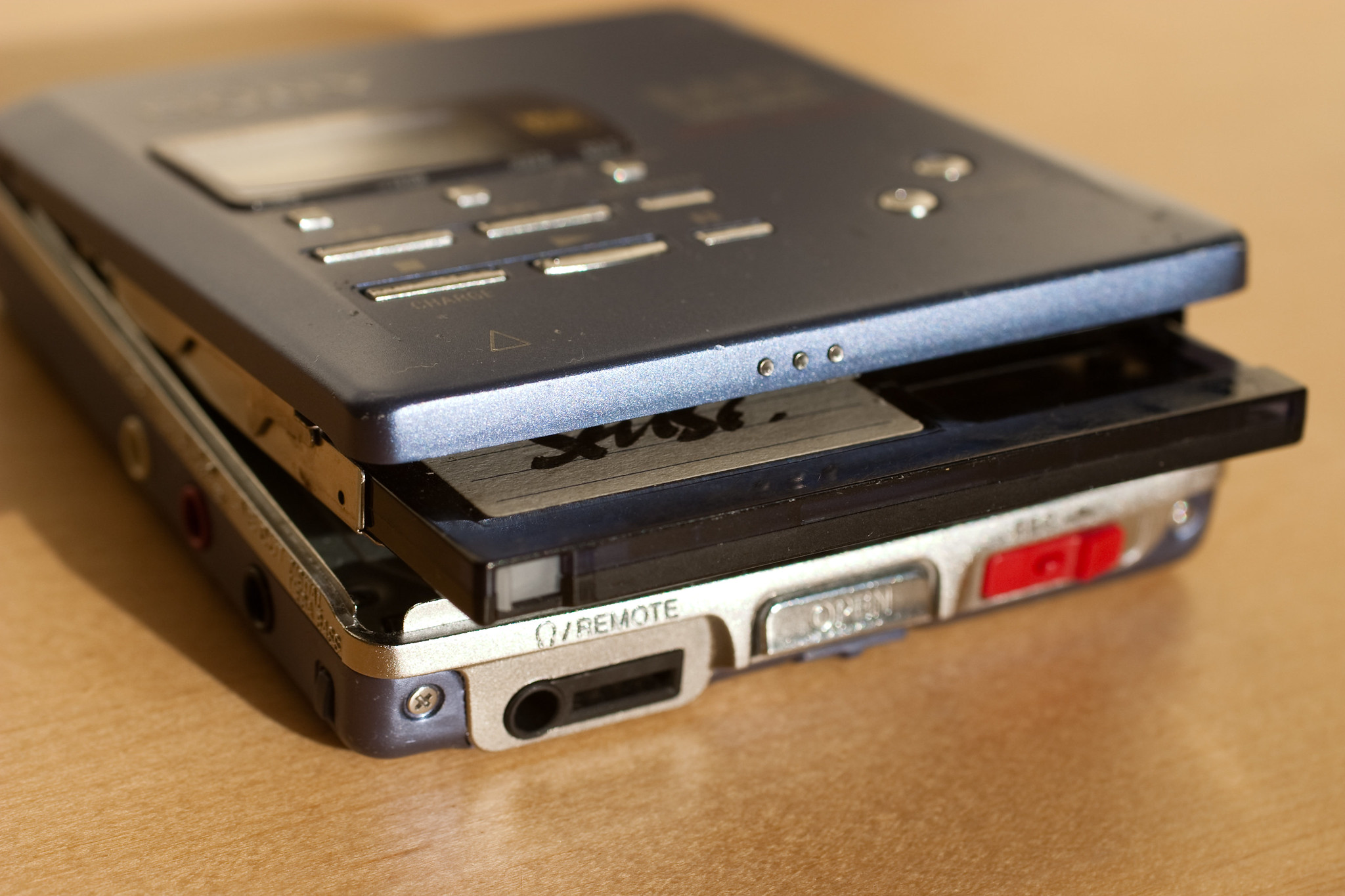 24 Things That Were Everywhere in the 90s But Vanished - Gadget Review
