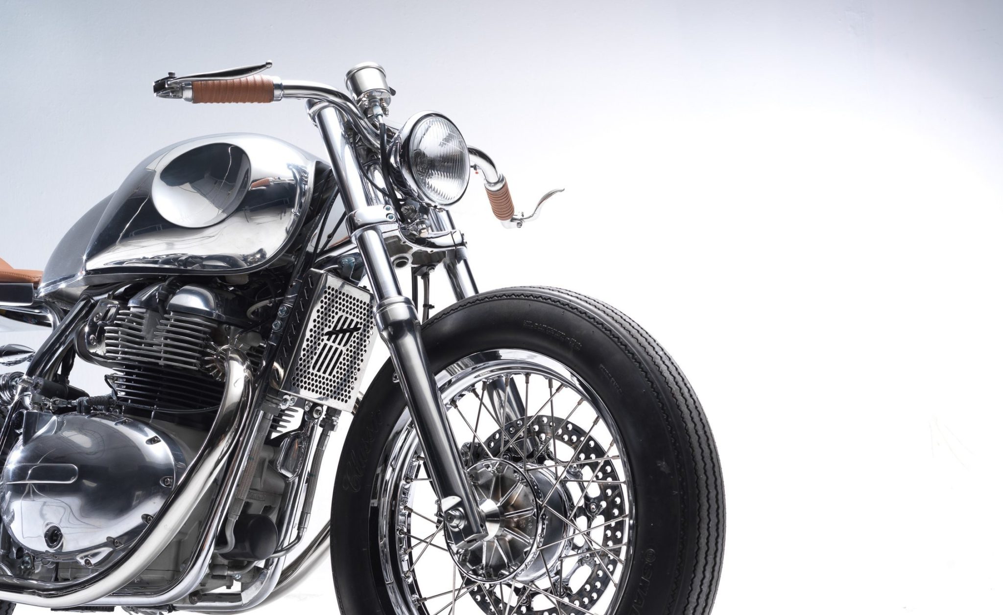 The Arthur II: Motorcycle Engineering Meets Art - Gadget Review