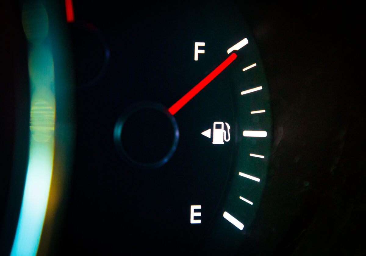 Driving With A Nearly Empty Tank Kills This $1,200 Engine Part - Gadget ...