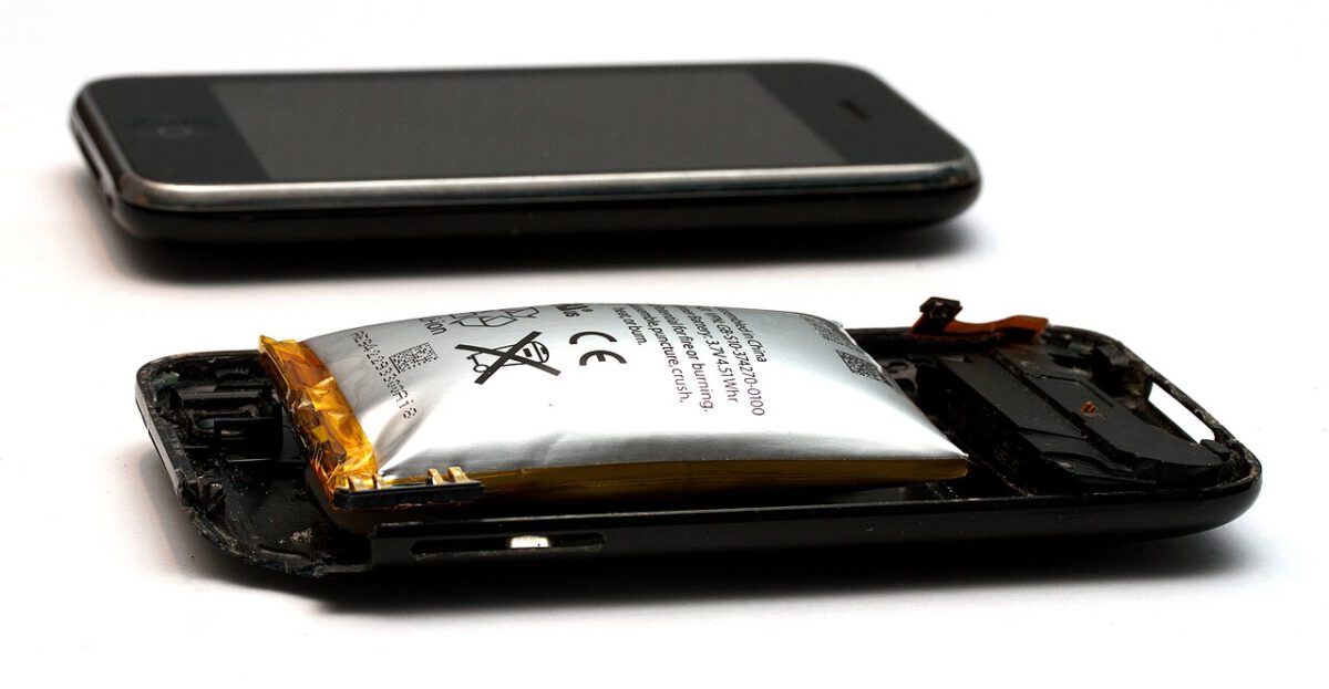 Battery Life in Smart Devices Could Double Thanks To Chemical 'Vitamin ...