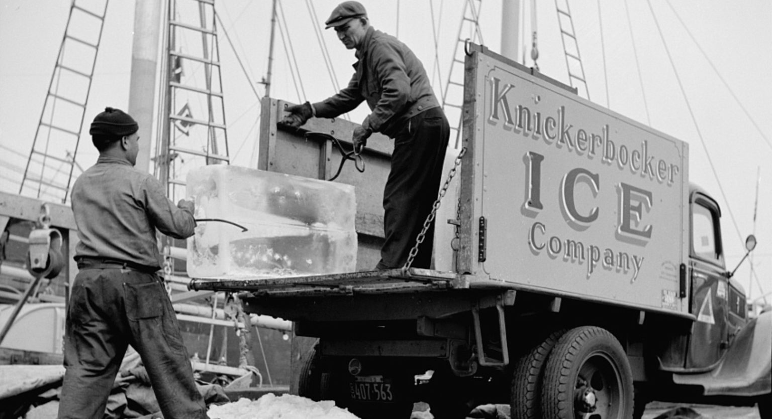 15 Once-Common Jobs That Technology Completely Erased - Gadget Review