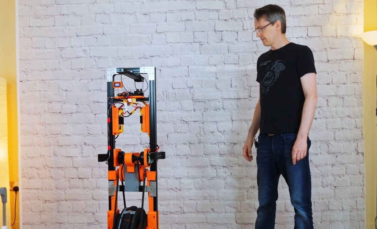 James Bruton's Self-Balancing Unicycle Defies Conventional Wheel Design - Gadget Review