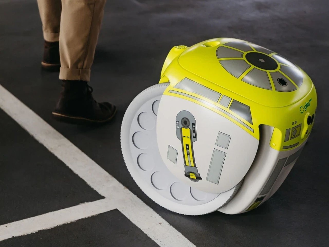 The GITA-MINI: Your Personal Star Wars Droid Companion - Gadget Review