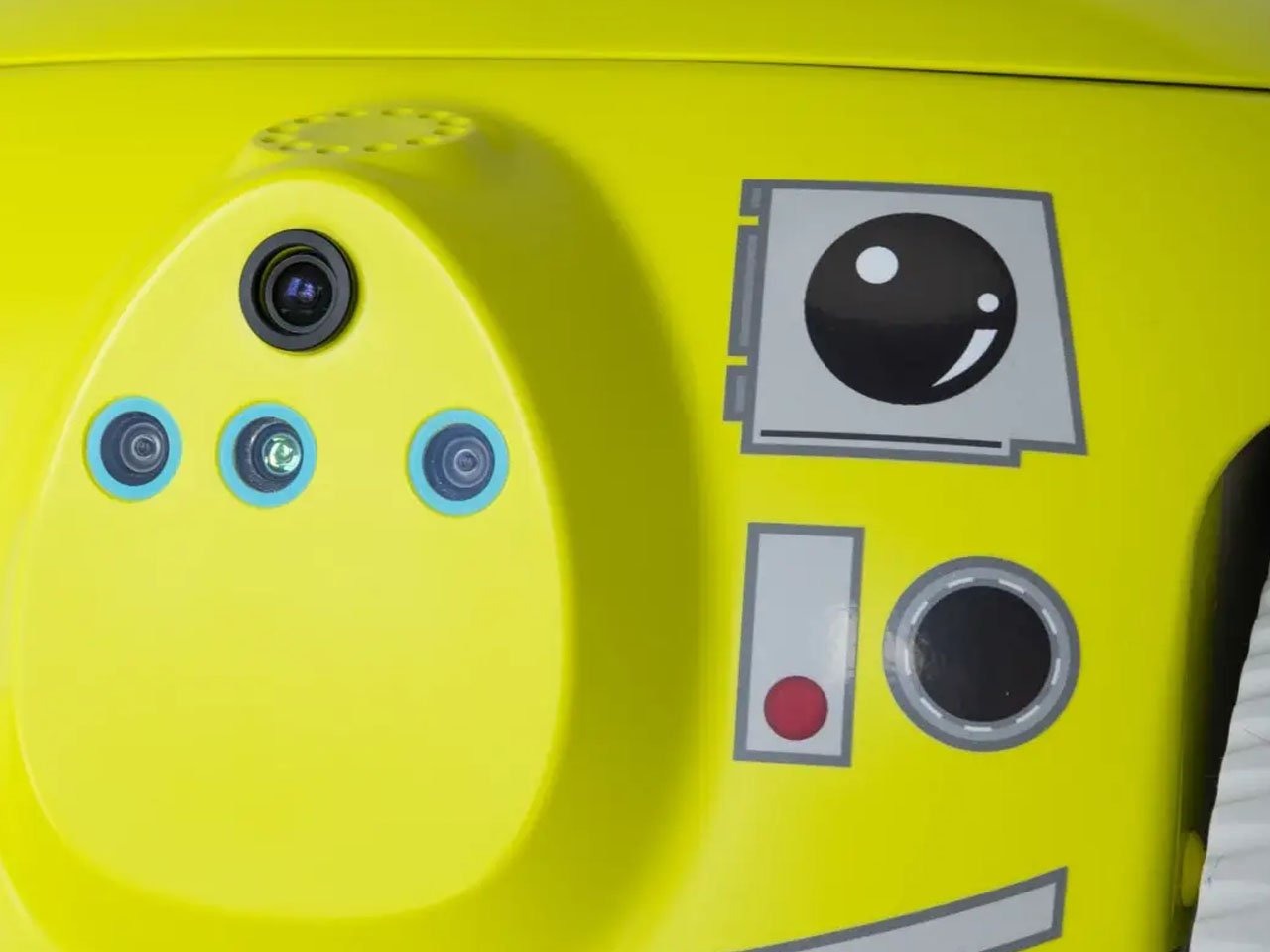 The GITA-MINI: Your Personal Star Wars Droid Companion - Gadget Review