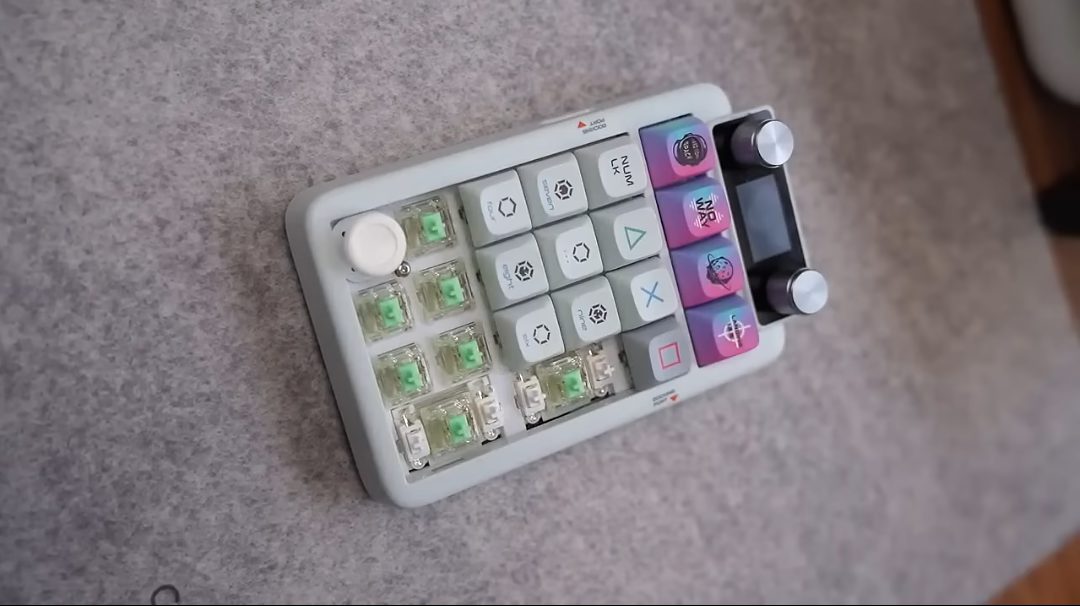 KeysMe Lunar 02: The Numpad That Moonlights as Your Desk's Star ...