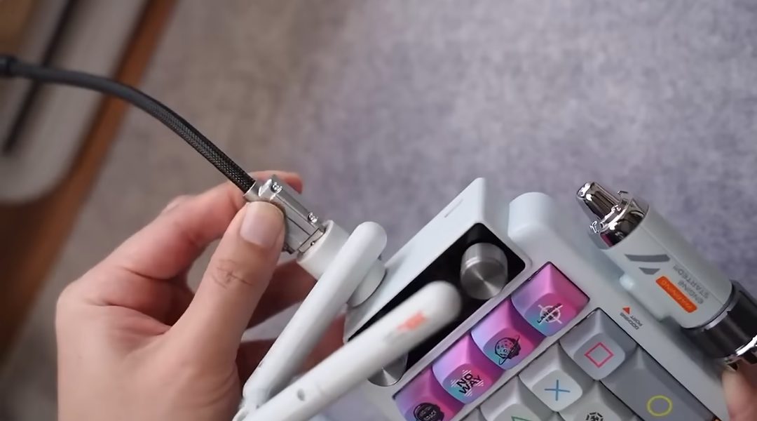 KeysMe Lunar 02: The Numpad That Moonlights as Your Desk's Star ...