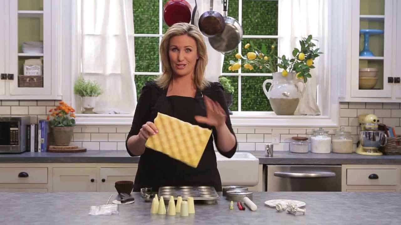 Best Syrup Dispenser ~ 7 Best Dispensers For Syrup In 2023 (reviewed)