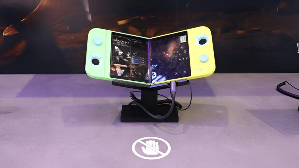 Samsung Unveils Flex Gaming: A Foldable Handheld Console Concept at MWC ...