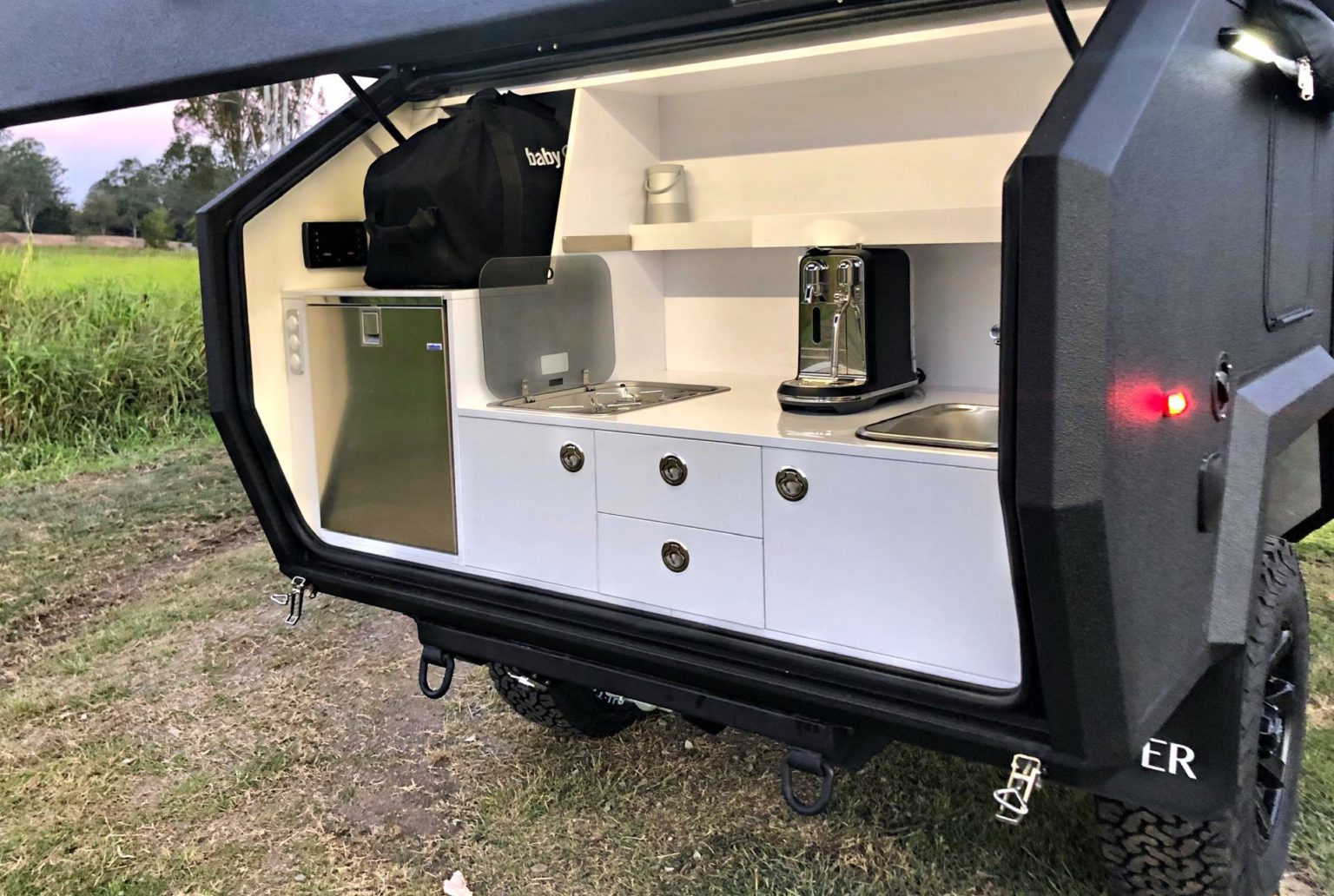 34 Mini Camper Trailers That Don’t Need a Giant Truck - Gadget Review