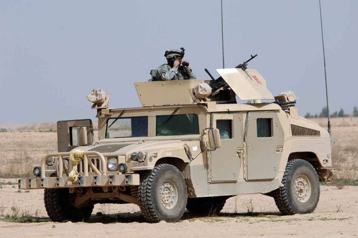 The Military Surplus Vehicle You Can Legally Drive - Military Humvees ...