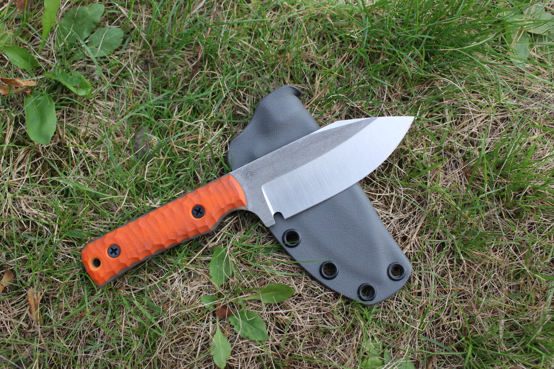 20 USA-Made EDC Fixed Blades You Can Rely On - Gadget Review