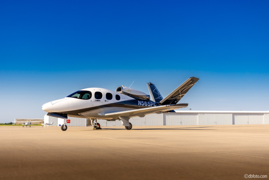 20 Mini Personal Aircrafts That Redefine Solo Flight - Gadget Review