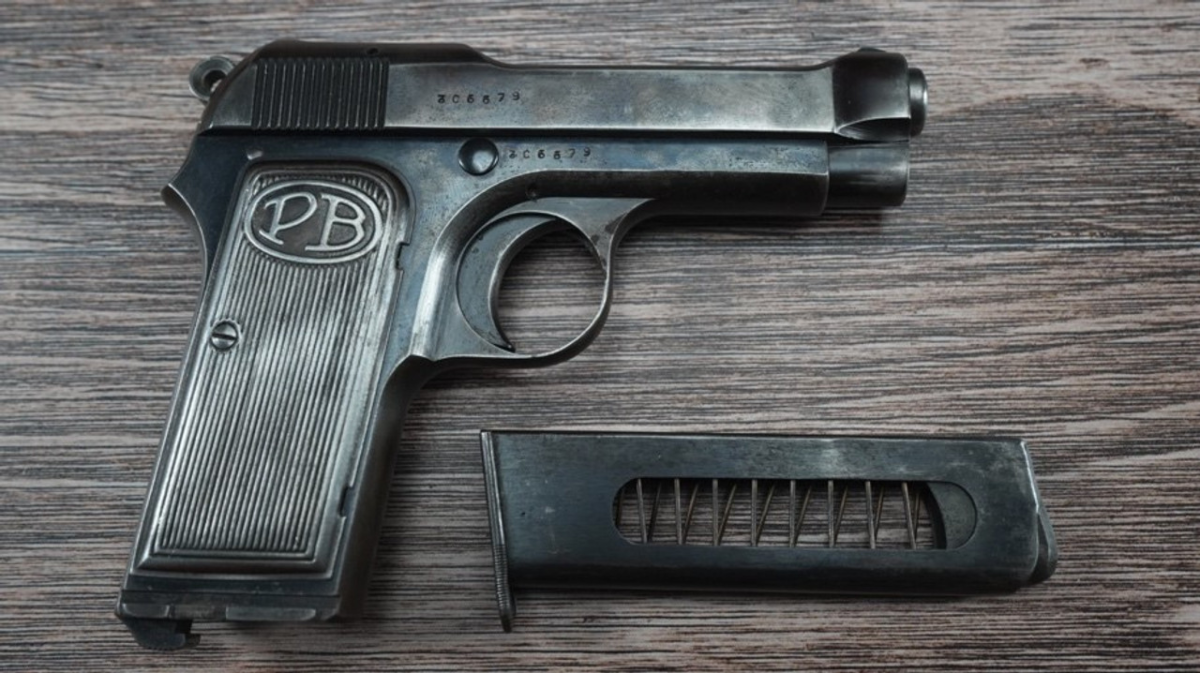 10 Worst Handguns to Avoid for Safe Concealed Carry - Gadget Review