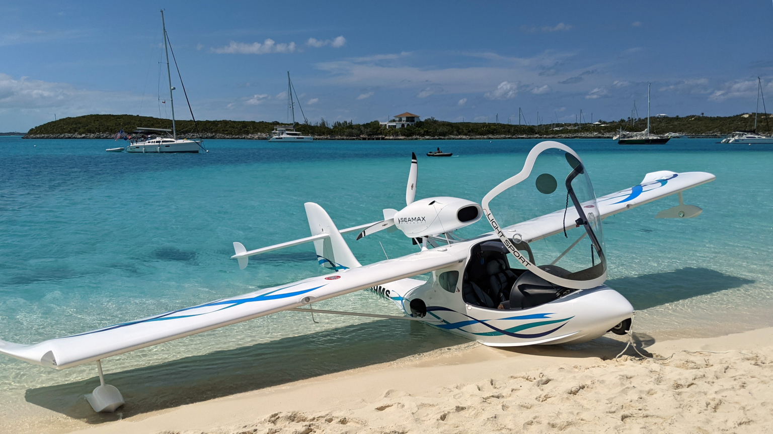 Top 15 Coolest Amphibious Planes That Defy Gravity and Water - Gadget ...