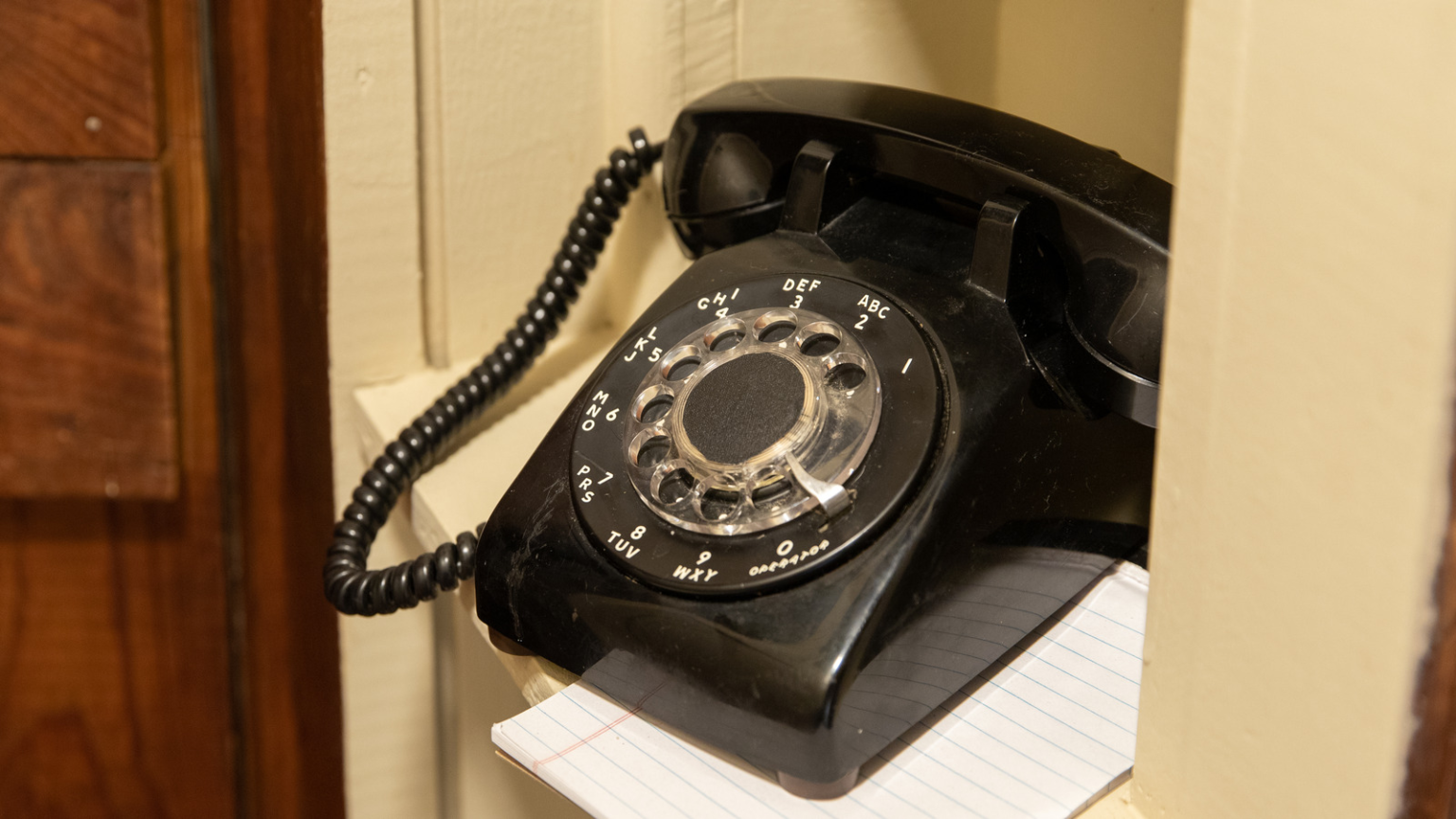 25 Forgotten Home Features from the 1920s That Vanished - Gadget Review