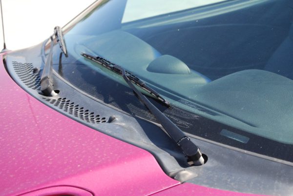 18 Analog Car Features That Prove Cars Used to Be Machines—Not Code ...