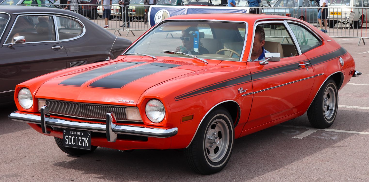 11 of the Worst Cars Ever Made - Gadget Review