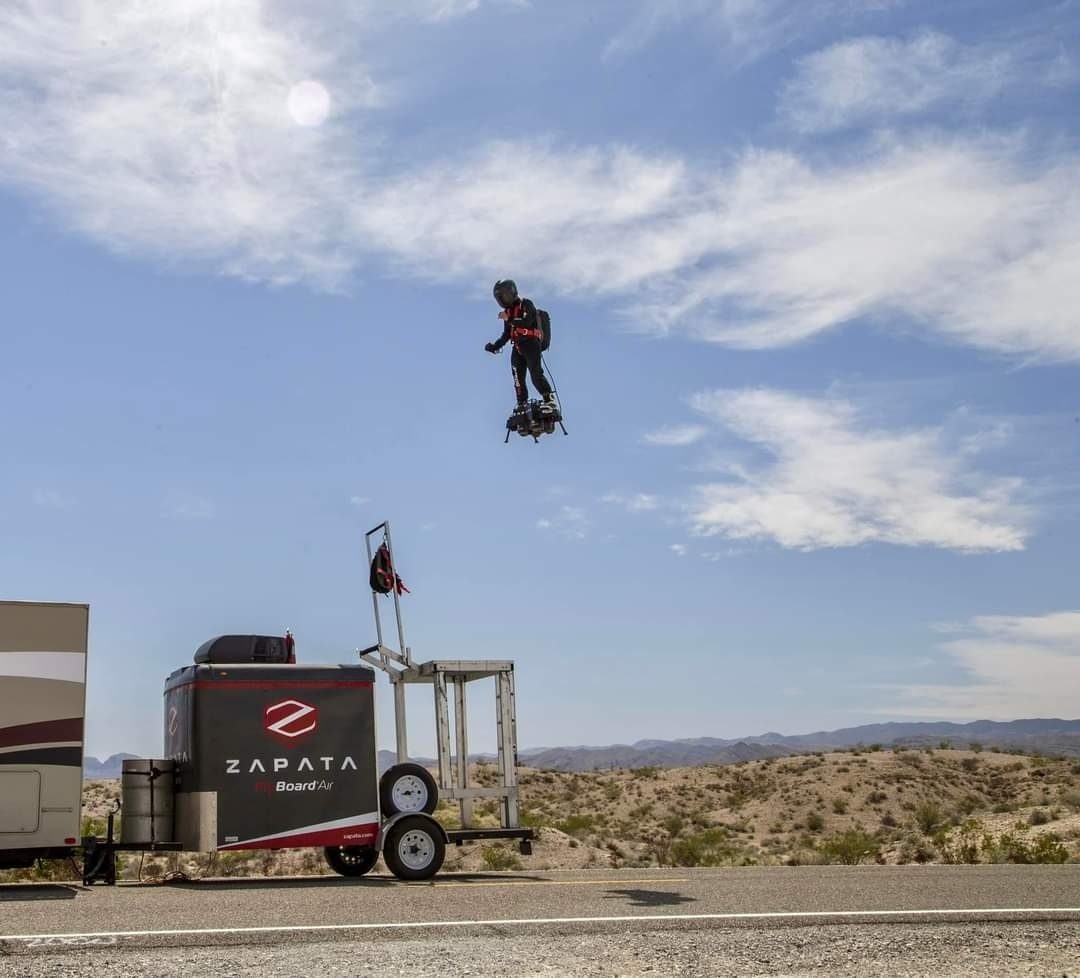 23 Wild Ways Regular People Are Now Flying - Gadget Review