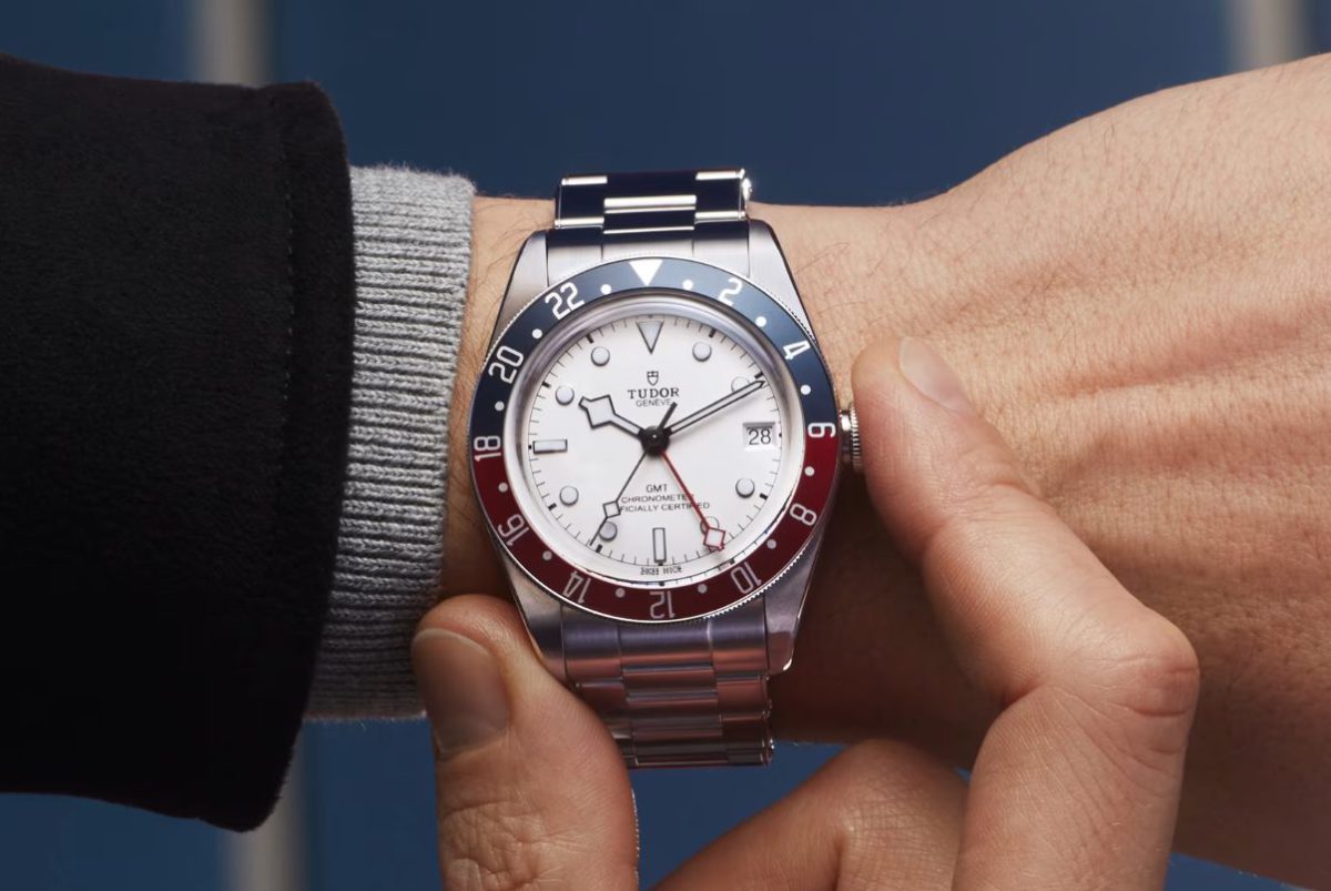8 GMT Watches That Actually Work When You Travel (For Every Budget ...