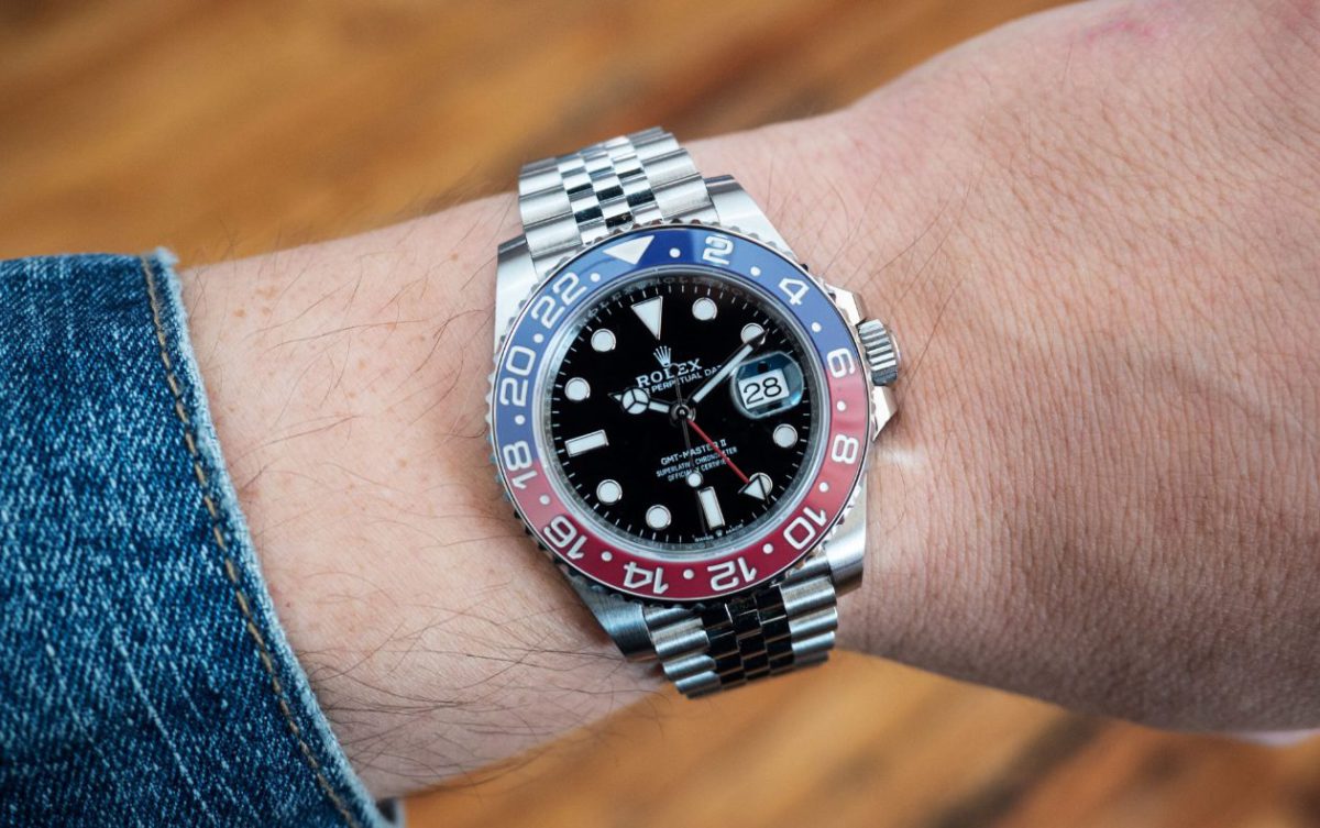 8 GMT Watches That Actually Work When You Travel (For Every Budget ...