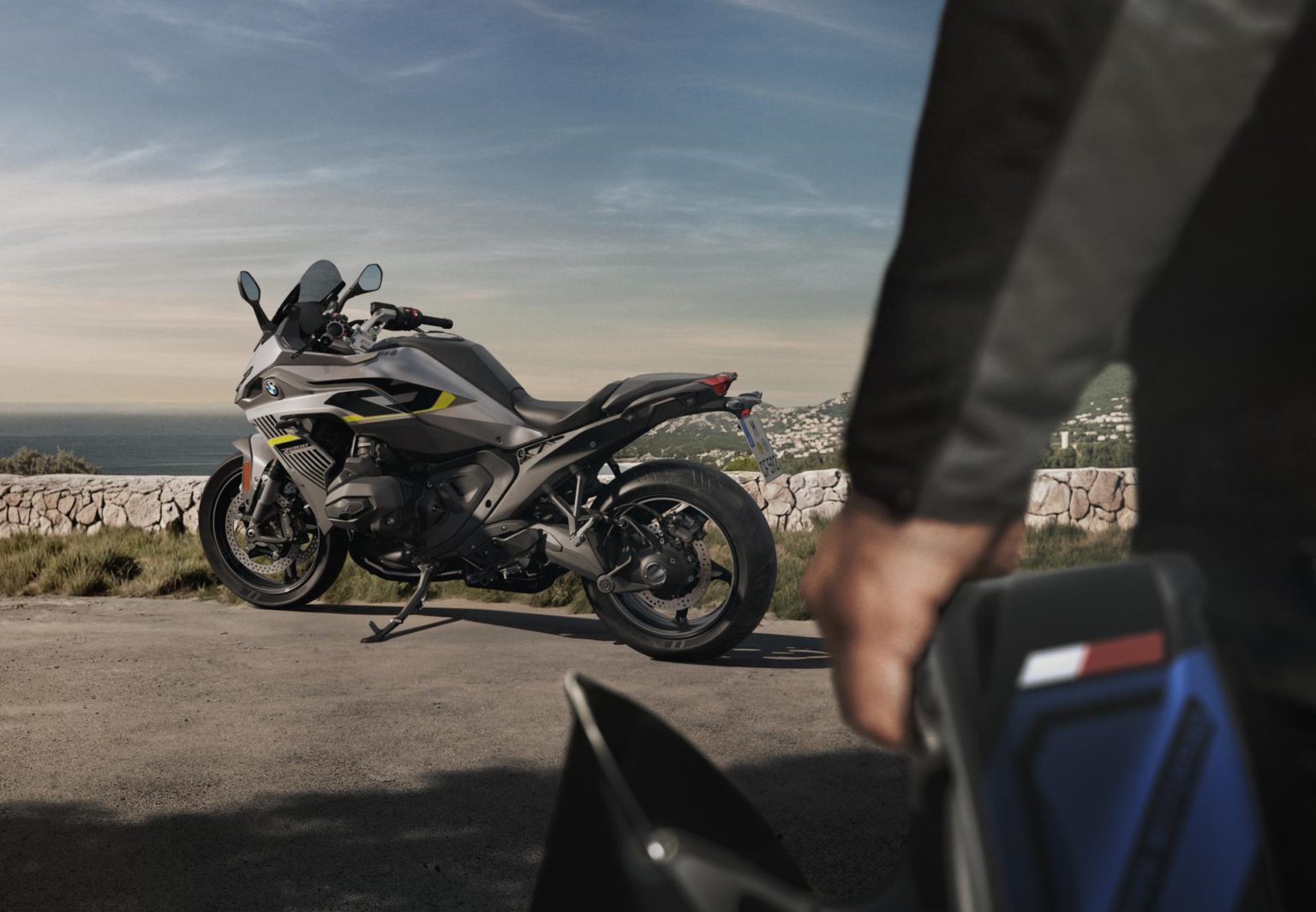 BMW R 1300 GS: The Premium Adventure Bike Built for Both Road and Trail ...