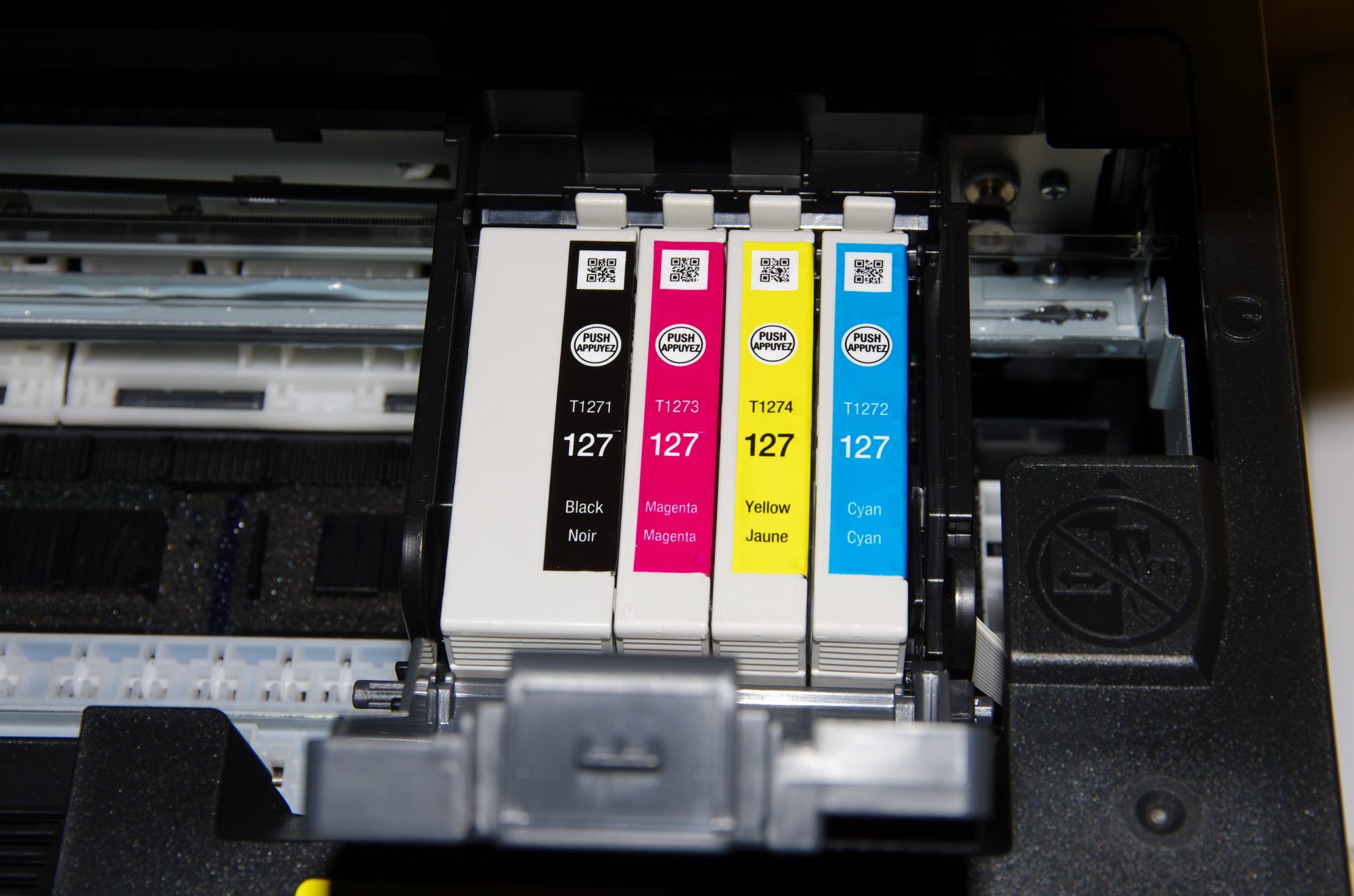 The Printer Ink Scam: Tech Giants Turn Your Office Into an ATM - Gadget ...