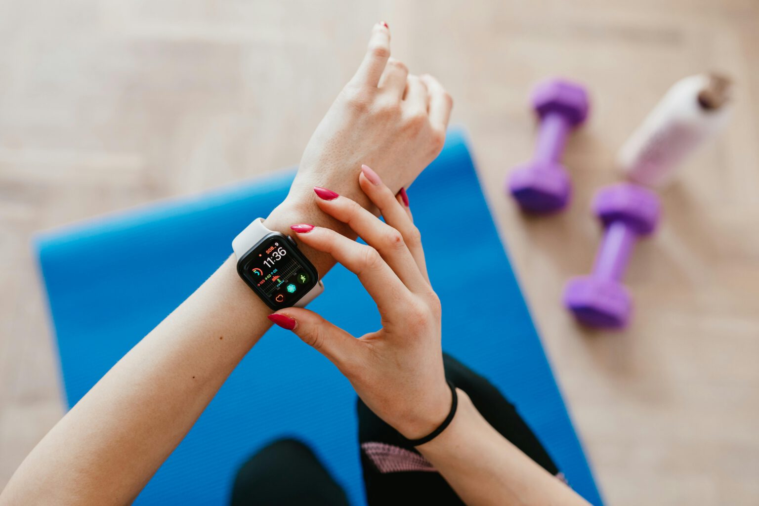 Your Sedentary Commute Is adding 20 Pounds a Year: Your Smart Watch Can ...