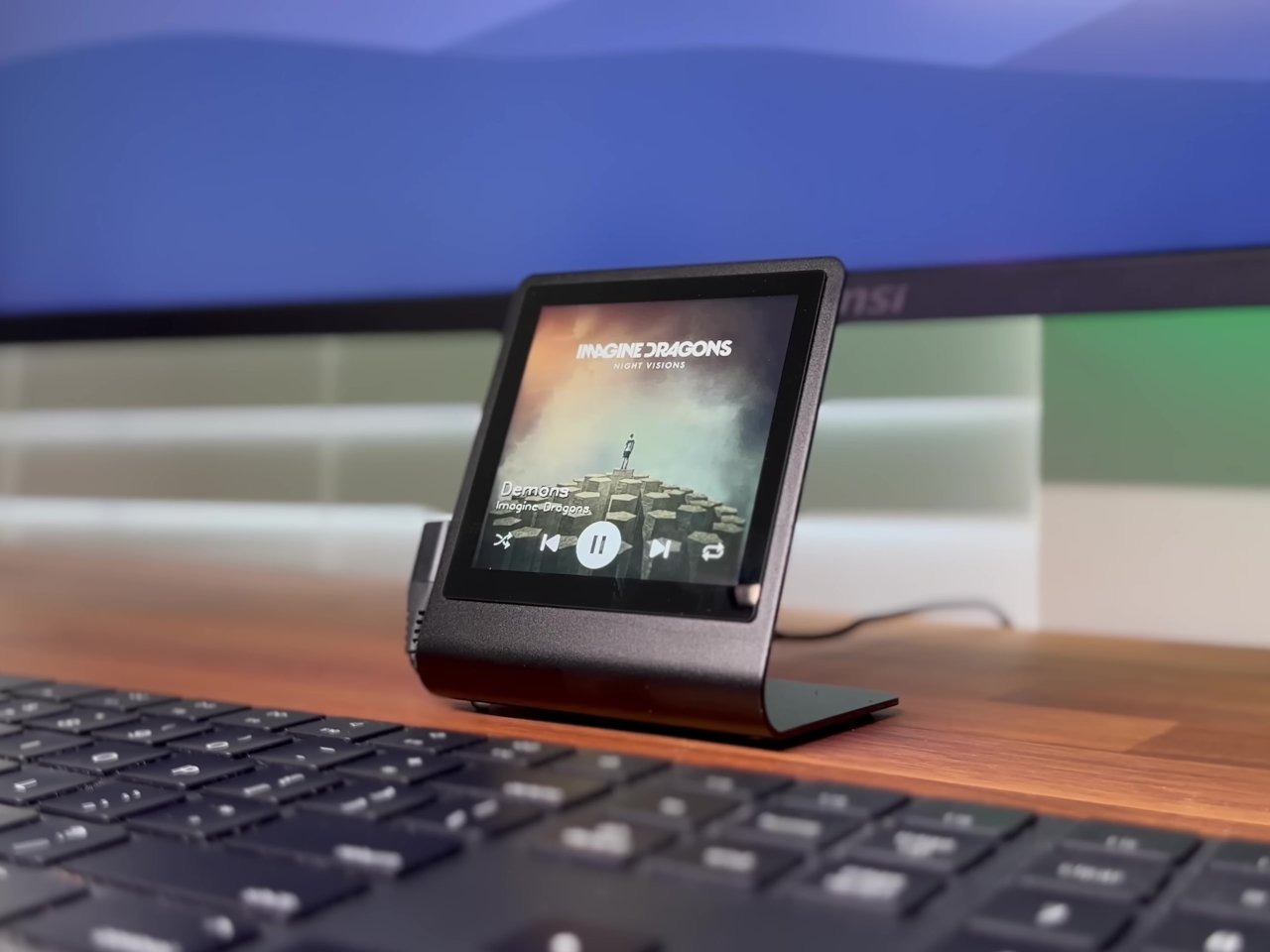 PrestoDeck: The Mini Spotify Display Your Messy Desk Actually Deserves ...