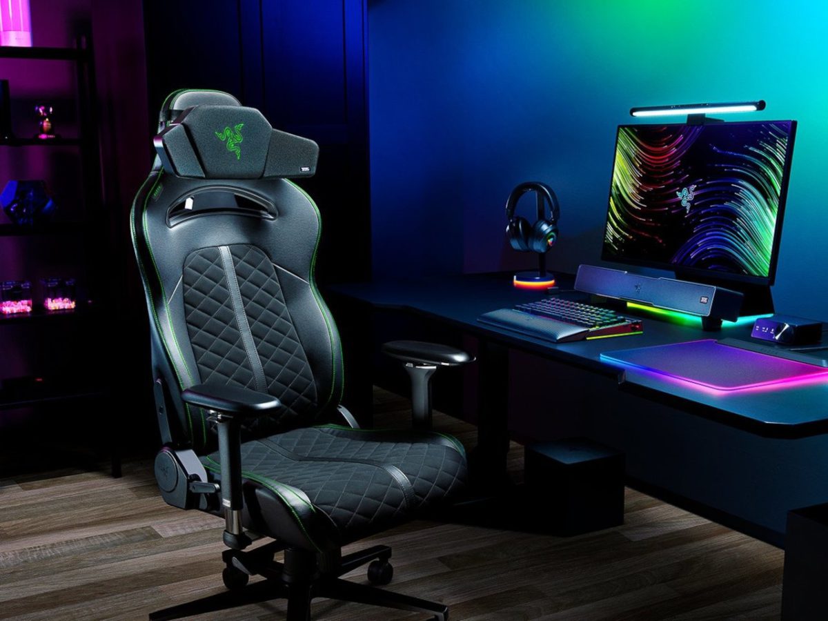 Razer Clio: The $230 Pillow That Whispers Games In Your Ear - Gadget Review