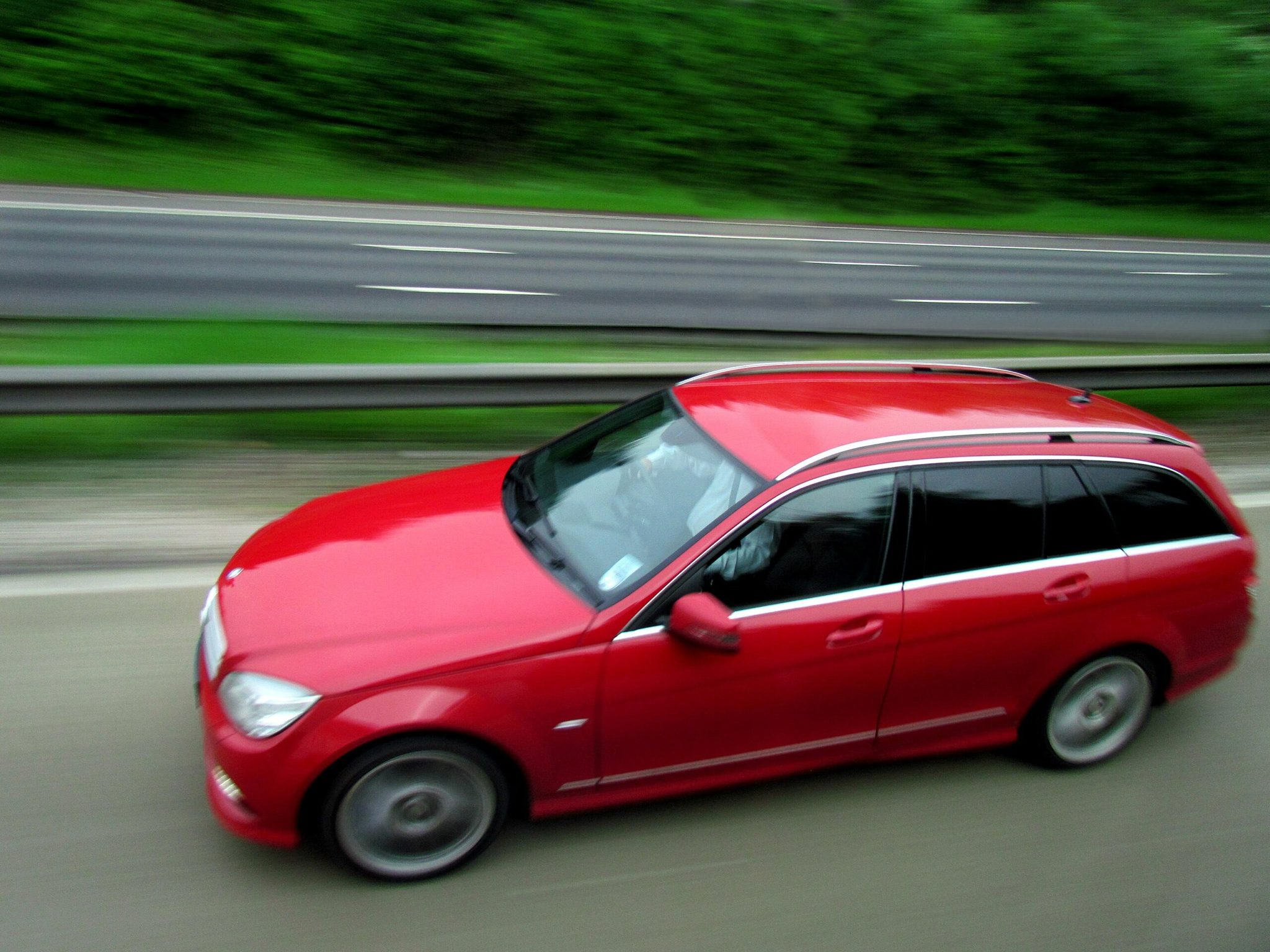 Why Red Cars Get More Tickets - It’s Science, Not Style - Gadget Review